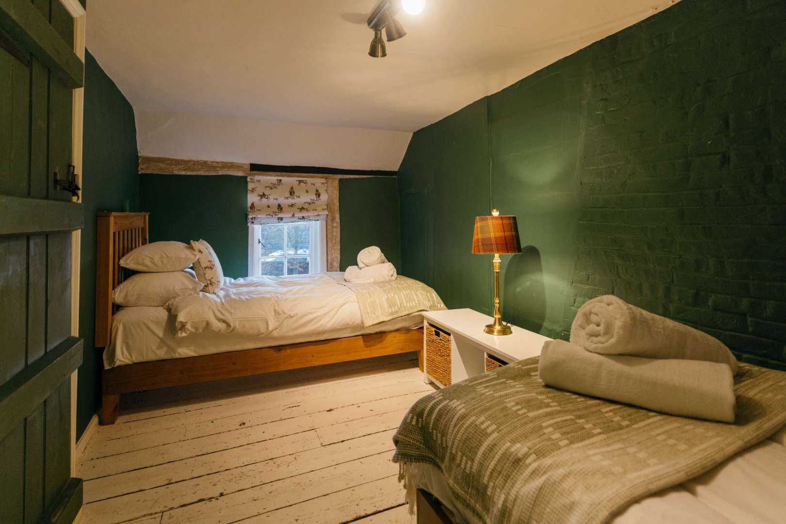 Retreat East - The Farmhouse | Barns & Rooms | Luxury Farm Stays UK